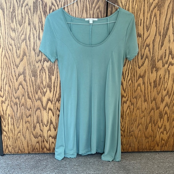 miami | Dresses | Miami Dress Green Flare Size Medium | Poshmark